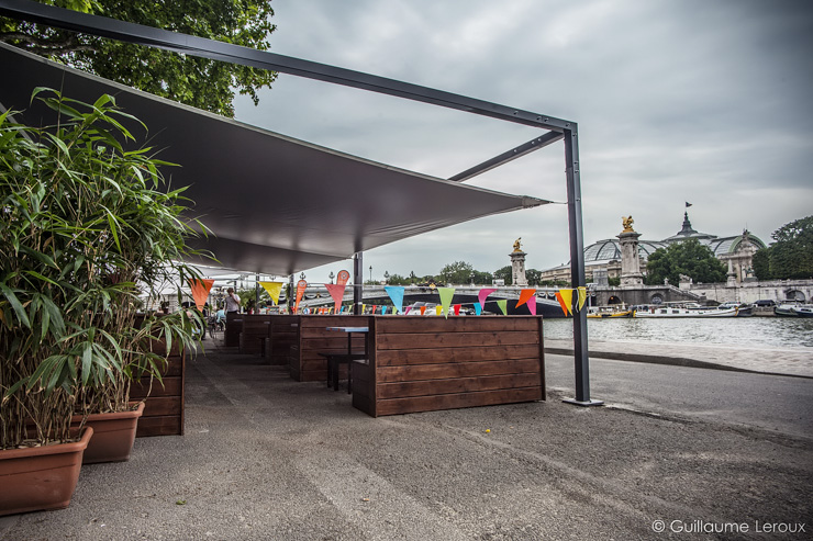 Les Berges, côté Port des Invalides | YONDER