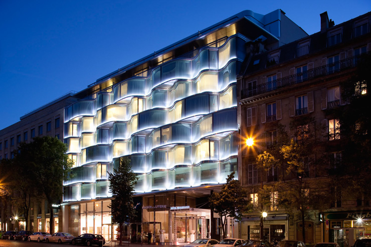 Renaissance Paris Arc de Triomphe | YONDER