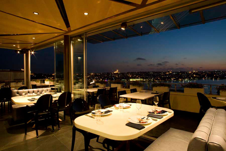 X Restaurant & Bar | YONDER