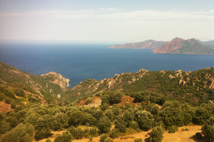 Les Roches Rouges, Piana | YONDER