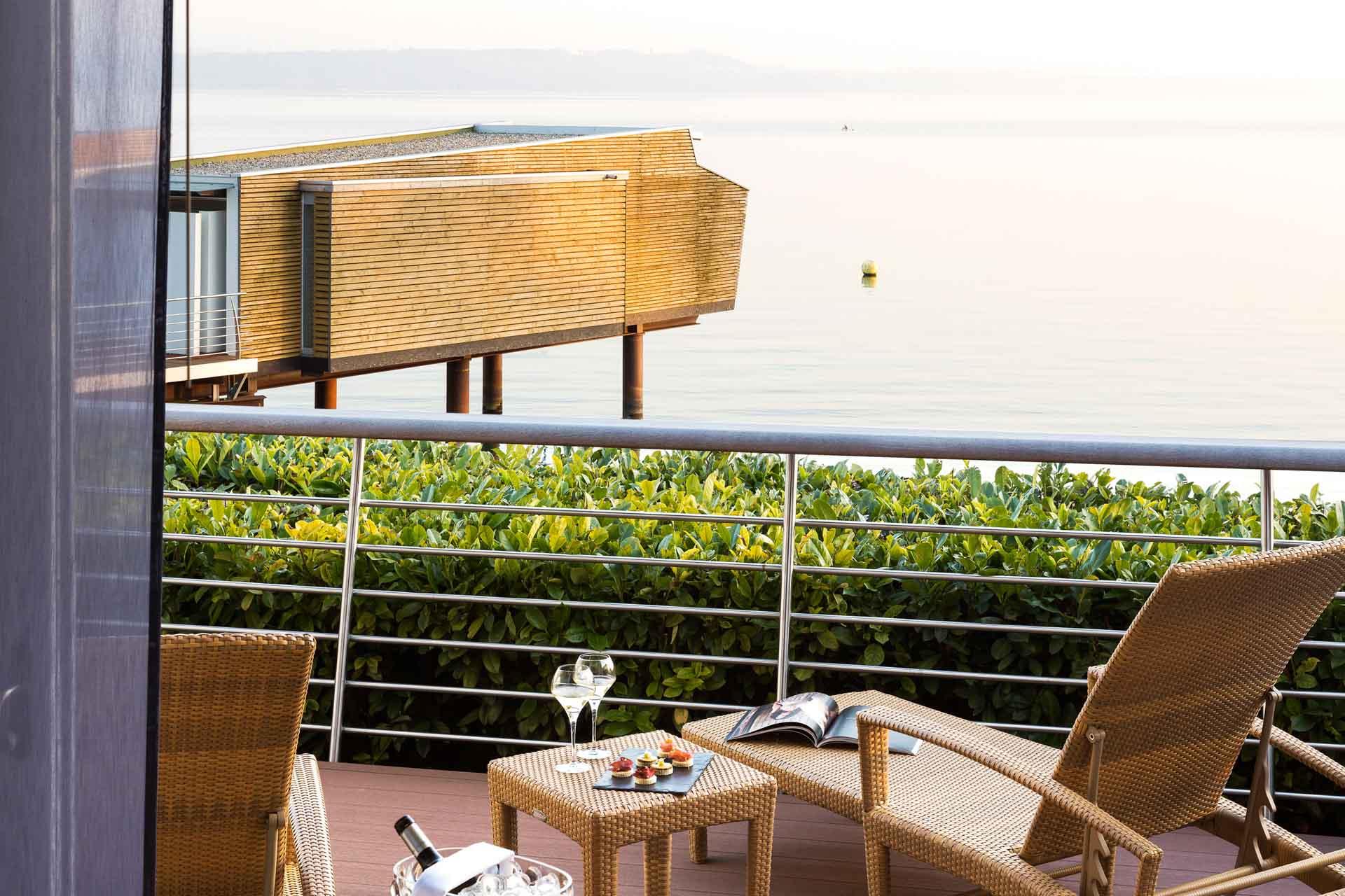 Le Palafitte, un hôtel sur l’eau à Neuchâtel